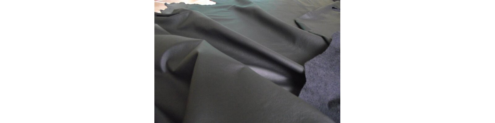 Große Auswahl im Netz - Leder Stoff Design und Leder Stoffe Online